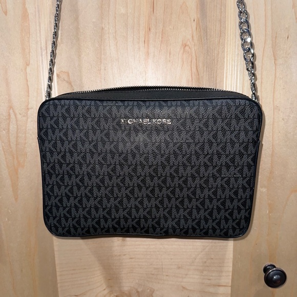 MICHAEL Michael Kors | Bags | Michael Kors Jet Set Crossbody | Poshmark